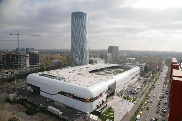 Extinderea Promenada Mall cu trei cladiri cu spatii comerciale si de ...
