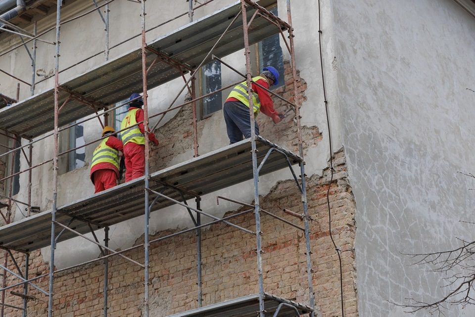 Tarife in crestere pentru unele servicii din domeniul constructiilor ...