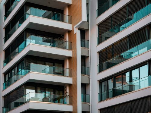 Evolutie buna pentru piata imobiliara – ARENA Constructiilor – stiri ... Evolutie buna pentru piata imobiliara – ARENA Constructiilor – stiri ...