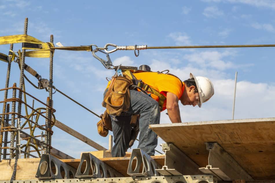 Sunt construite tot mai putine locuinte – ARENA Constructiilor – stiri ...