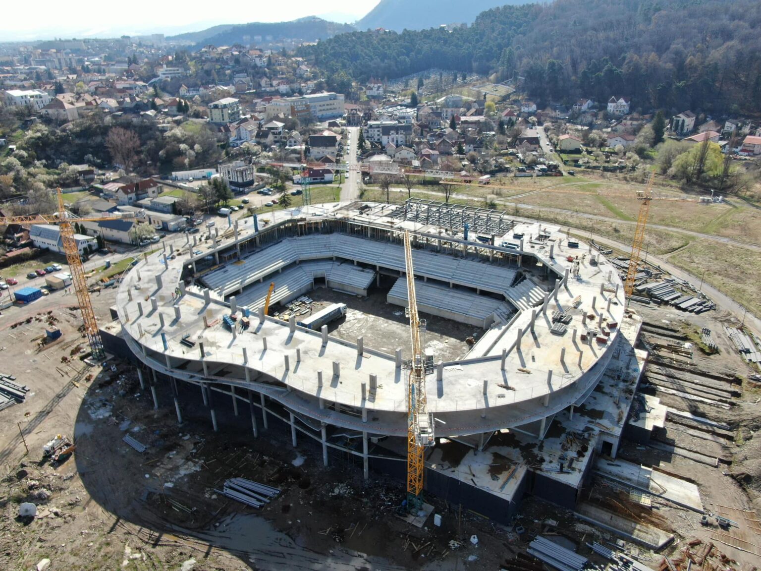 Virginia Farcas, manager MIS Grup: Multe proiecte noi sunt amanate ...