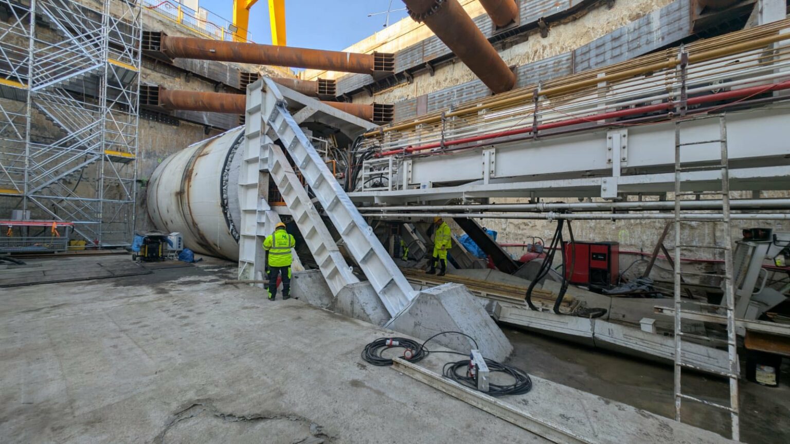 Grindeanu: Vom circula pe magistrala M6 1 Mai – Otopeni prin 2027 - 2028 – ARENA Constructiilor ...